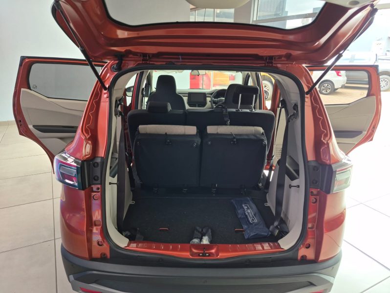 RENAULT TRIBER 1.0L TECHNO 2026 – BB Group